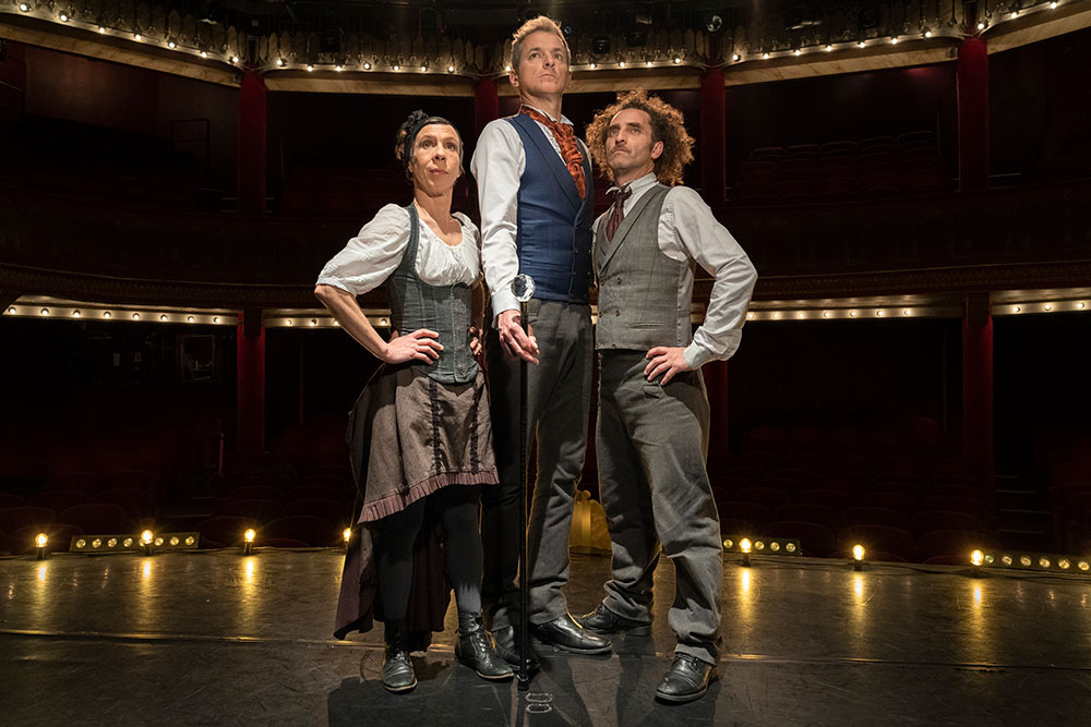 Quatrième Mur – Blog Théâtre - Une décevante "Claque" au théâtre de la ...